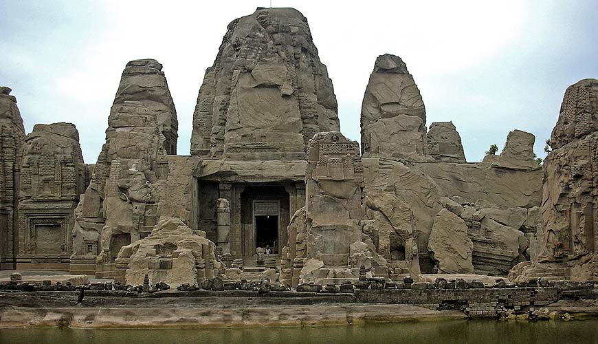 Masroor Rock Cut Temple Tour | Ancient Monuments Near Dharamshala